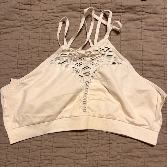 Victoria's Secret | Intimates & Sleepwear | Cream Vs Bralette | Poshmark
